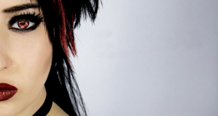 Zahna Set to Release Solo Album “Red for War” – CCM Magazine