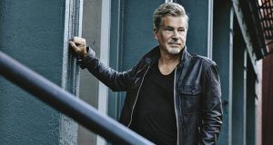 Paul Baloche Releases New Single/Lyric Video ‘Behold Him – CCM Magazine