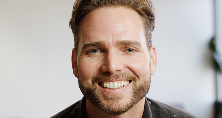 Jeremy Riddle Releases 'Holy Ground (Live Around the World)' | CCM Magazine