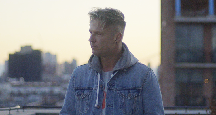 EXCLUSIVE Music Video Premiere: LZ7 ‘Amazing Grace’ Live – CCM Magazine