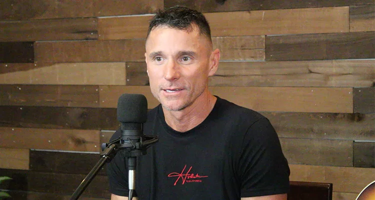 Billy Ballenger | ‘Mercy’ (acoustic) – CCM Magazine