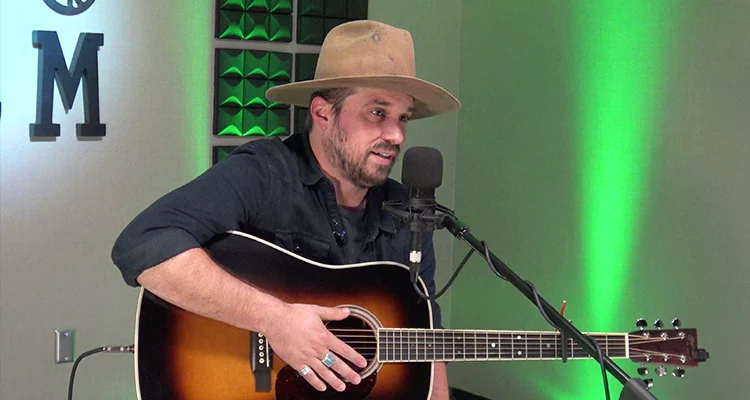 David Leonard | ‘Good Lord’ (acoustic) – CCM Magazine