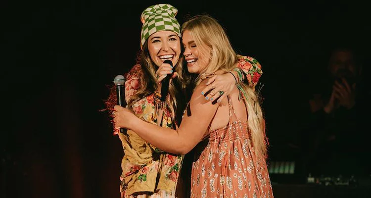 Lauren Daigle Surprises Fans with Ava Swiss Duet at Red Rocks Show ...