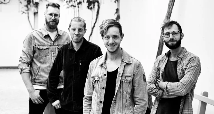 EXCLUSIVE VIDEO PREMIERE: Trinity ‘Let Love Be The Gift’ – CCM Magazine