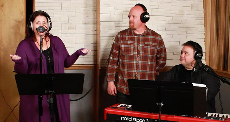 Selah | ‘At This Table’ (acoustic) – CCM Magazine