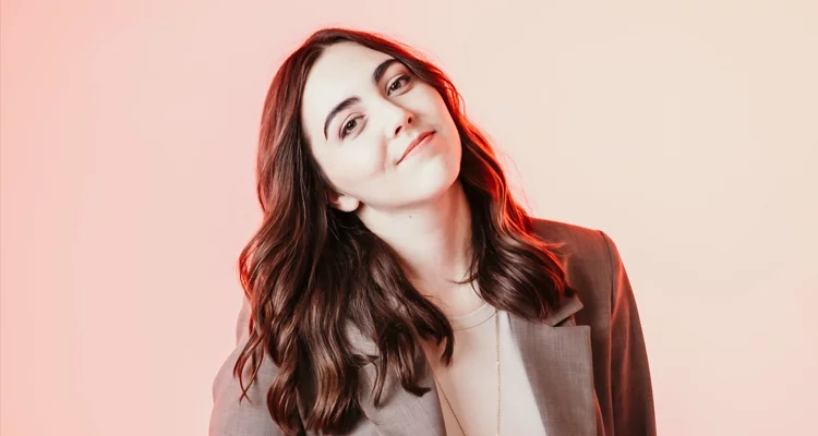 Centricity Music Signs Natalie Layne To Exclusive Recording, Publishing Contract – CCM Magazine