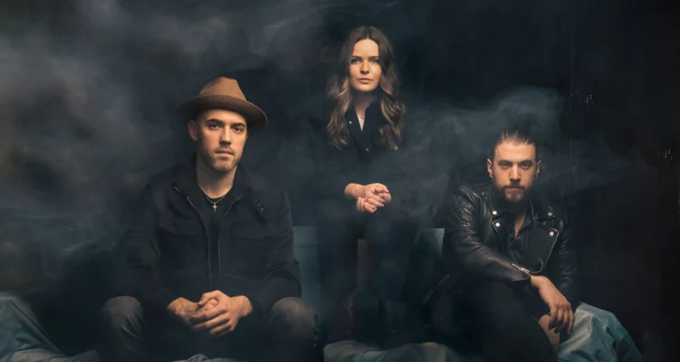 CCM PREMIERE: AOH MUSIC – Heal Our World (Live at Ocean Way Nashville ...