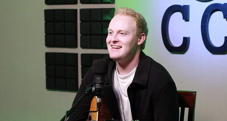 Cade Thompson | 'Good God' (acoustic + story behind) | CCM Magazine