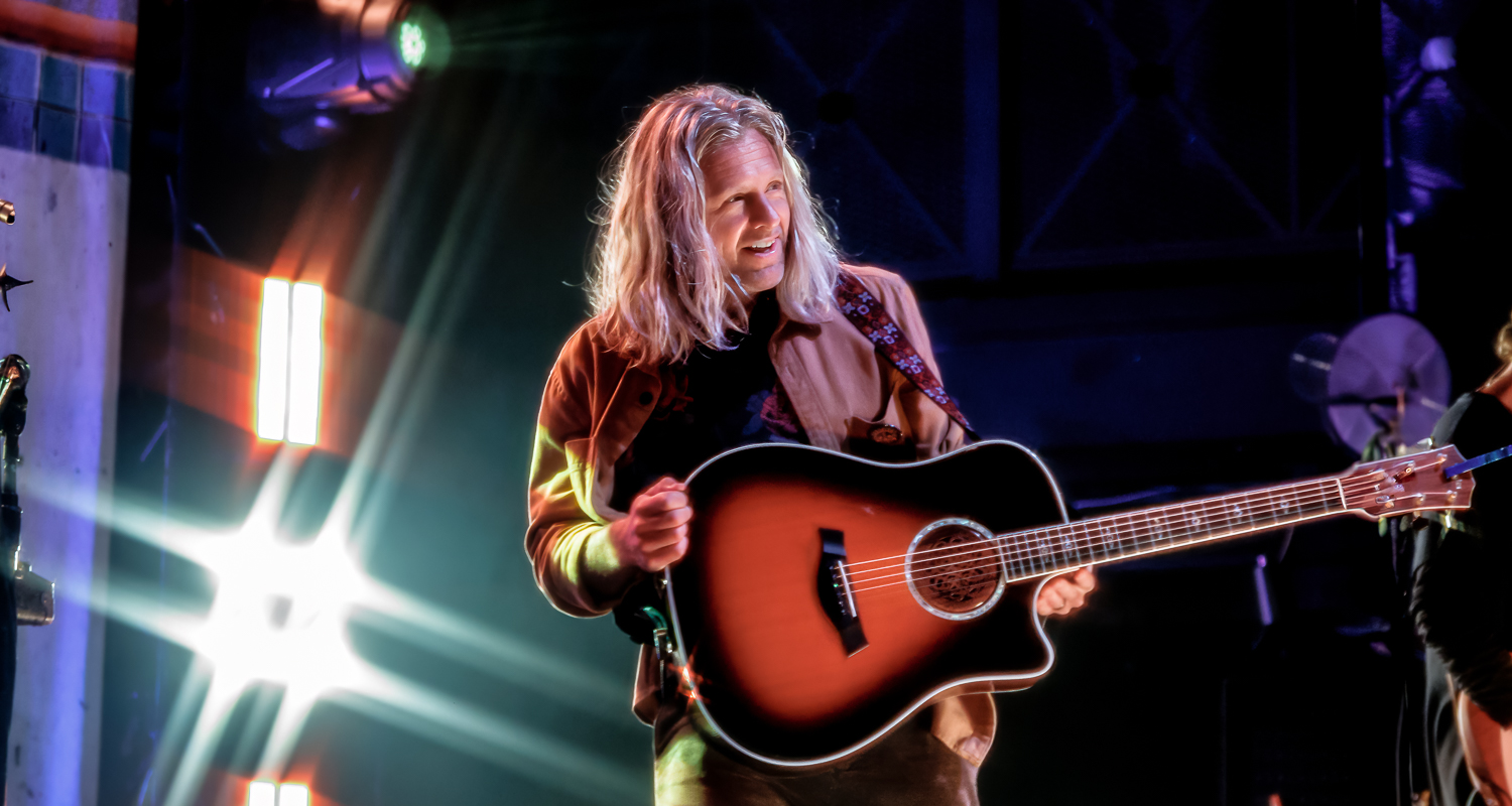 Switchfoot Performs Entire 2003 Album on The Beautiful Letdown 20th ...