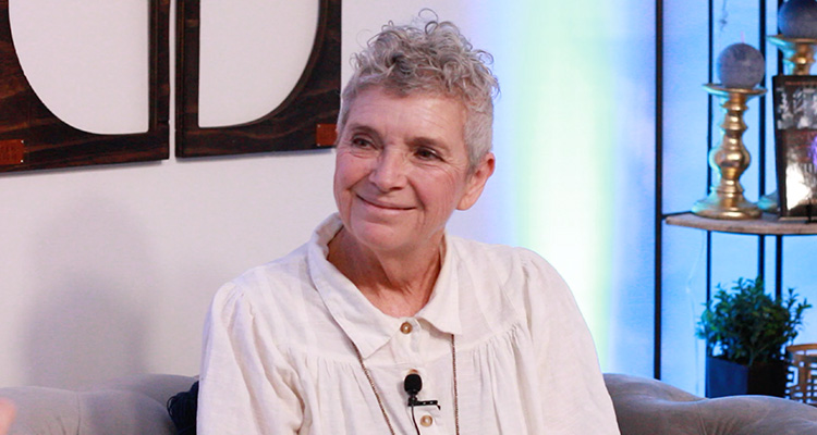 Helen Smallbone Talks Book + 'Unsung Hero' Movie | CCM Magazine