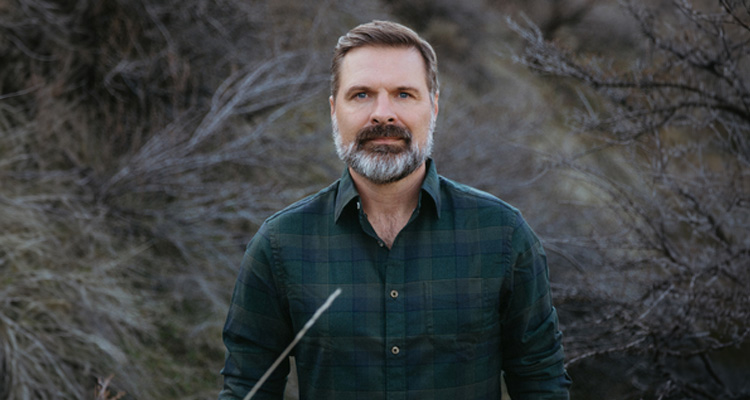 Mac Powell Releases New Single 'Like It's Nothing' | CCM Magazine
