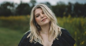 Brynn Elliott Releases New single + Music Video ‘Shiny Happy People ...